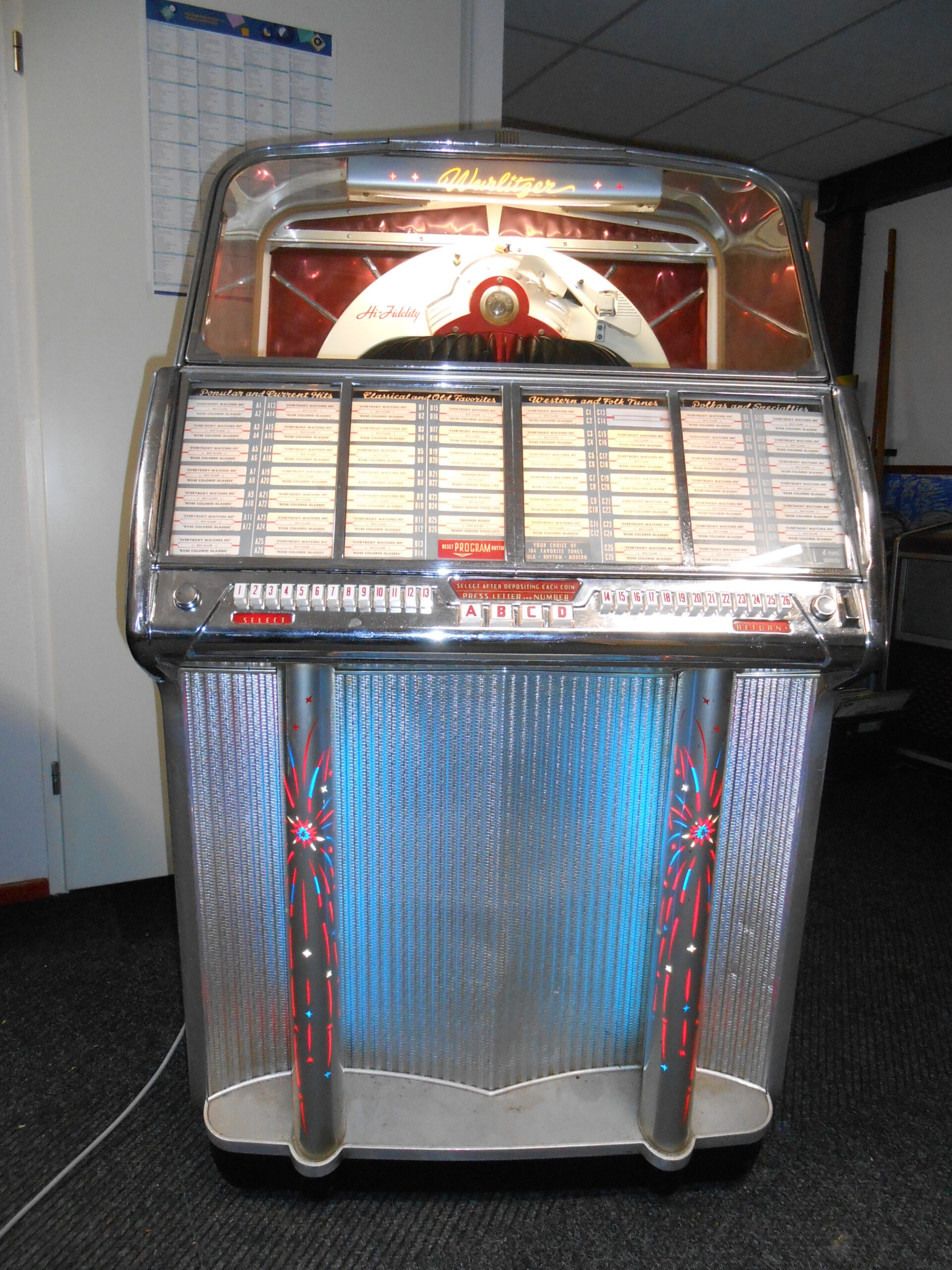 Wurlitzer 1800 uit 1955 - wurlitzer jukeboxen